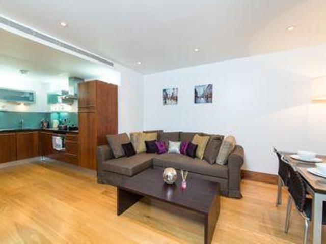 2 Bedrooms Flat for rent in Baker Street, Marylebone, London, London NW1