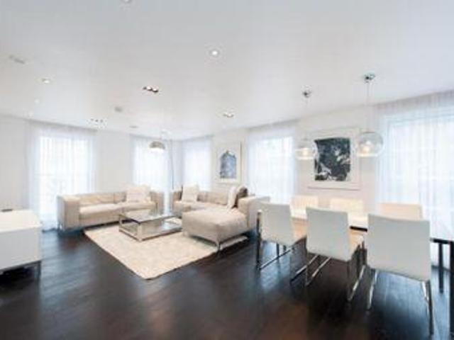 2 Bedrooms Flat for rent in Baker Street, Marylebone W1U