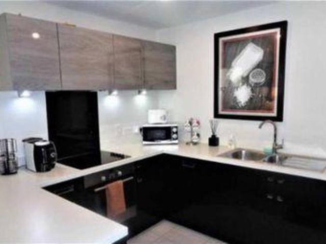 2 Bedrooms Flat for rent in Baker Street, London W1U