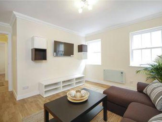 2 Bedrooms Flat for rent in Baker Street, London NW1