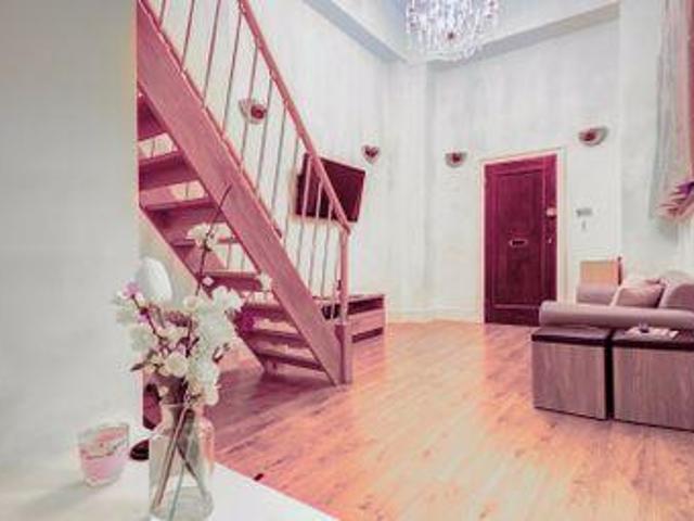 2 Bedrooms Flat for rent in Baker Street, London NW1
