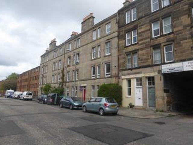2 Bedrooms Flat for rent in Balcarres Street, Morningside, Edinburgh EH10