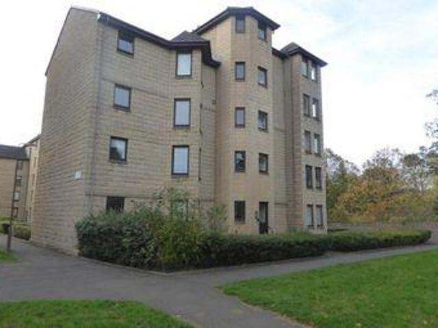 2 Bedrooms Flat for rent in Balfour Place, Edinburgh EH6
