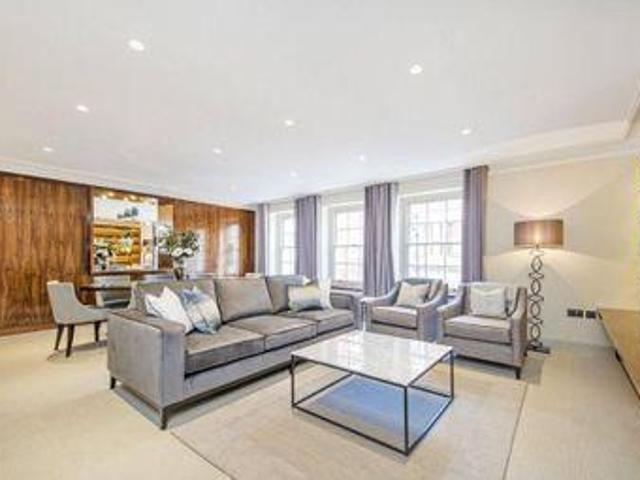 2 Bedrooms Flat for rent in Balfour Place, London W1K