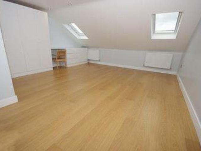 2 Bedrooms Flat for rent in Ballards Lane, Finchley N3