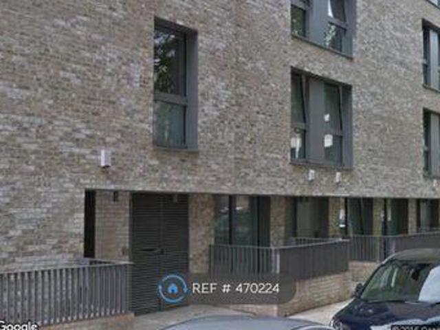 2 Bedrooms Flat for rent in Balmore Street, London N19