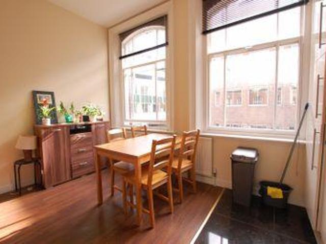 2 Bedrooms Flat for rent in Bank Street, Sheffield, South Yorkshire S1