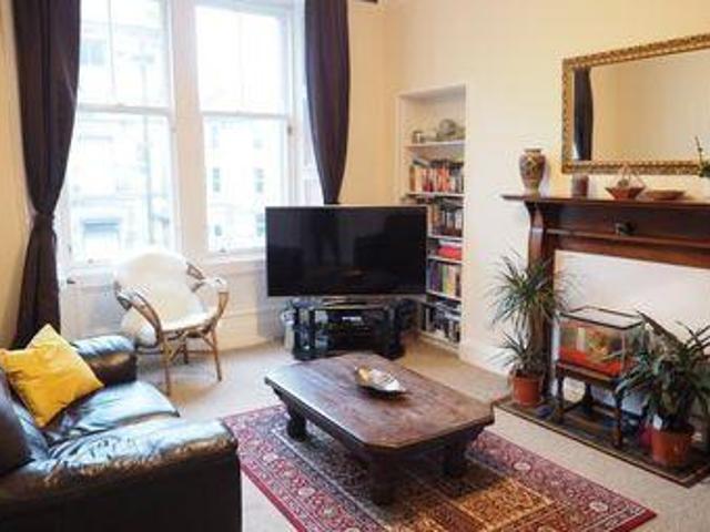 2 Bedrooms Flat for rent in Barclay Place, Edinburgh EH10