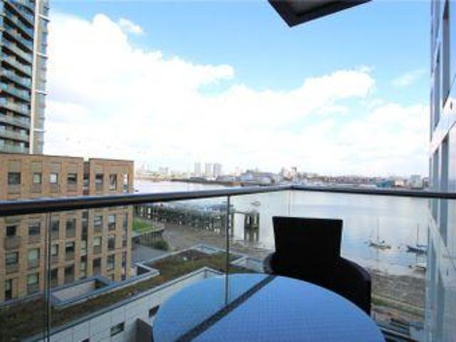 2 Bedrooms Flat for rent in Barge Walk, London SE10