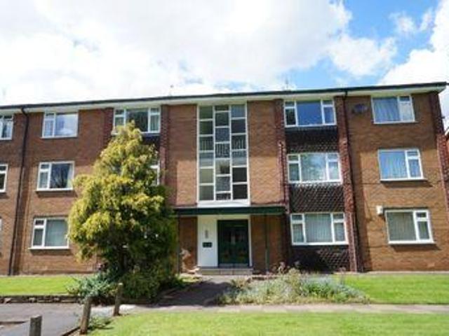 2 Bedrooms Flat for rent in Barlow Moor Court, Manchester M20