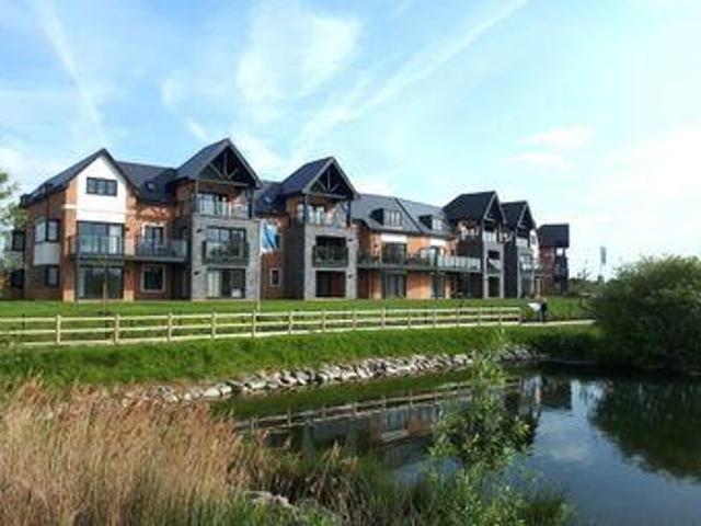 2 Bedrooms Flat for rent in Barton Marina, Burton On Trent DE13