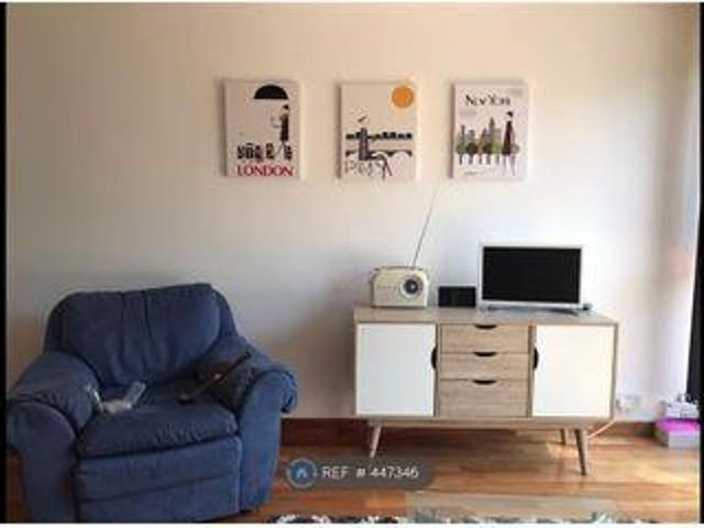 2 Bedrooms Flat for rent in Bartholomew Court, London EC1V