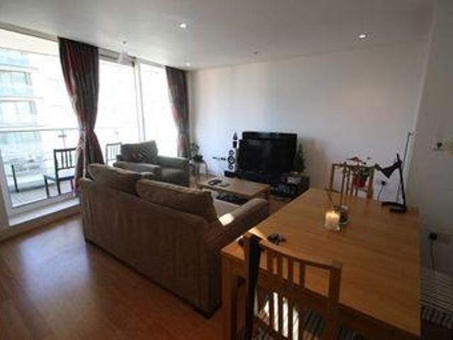 2 Bedrooms Flat for rent in Basin Approach, London E16