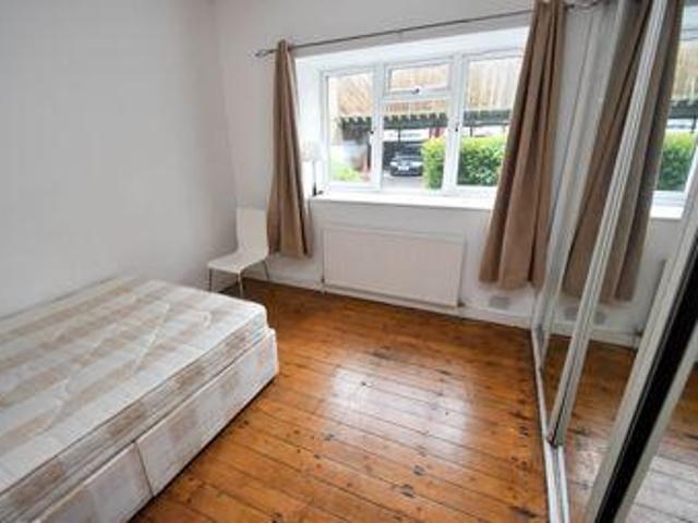 2 Bedrooms Flat for rent in Bevenden Street, Hackney N1