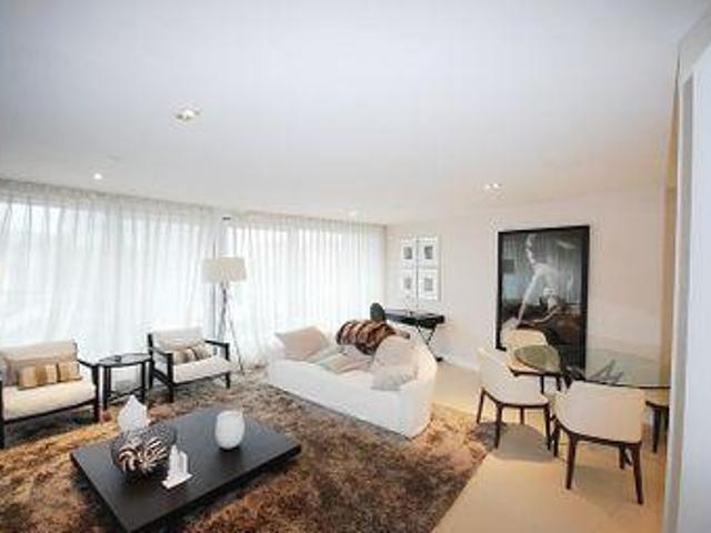 2 Bedrooms Flat for rent in Bezier Apartments, 91 City Road, Old Street, Shoreditch, London EC1Y