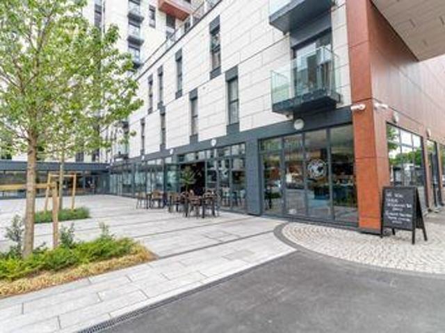2 Bedrooms Flat for rent in Beaumont Court, Southend On Sea SS2