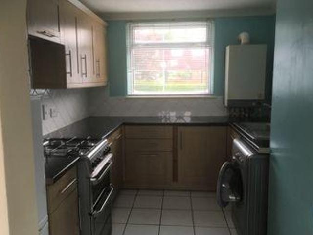 2 Bedrooms Flat for rent in Beaulieu Court, Basingstoke RG21