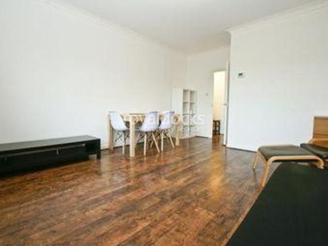 2 Bedrooms Flat for rent in Beaulieu Lodge, Canary Wharf E14