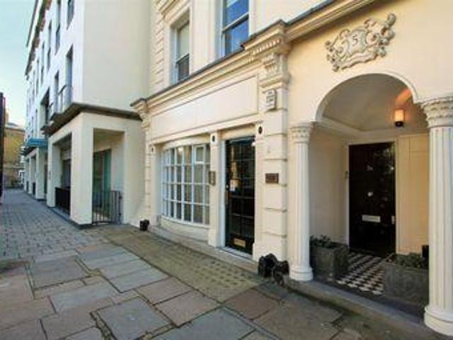 2 Bedrooms Flat for rent in Beeston Place, London SW1W