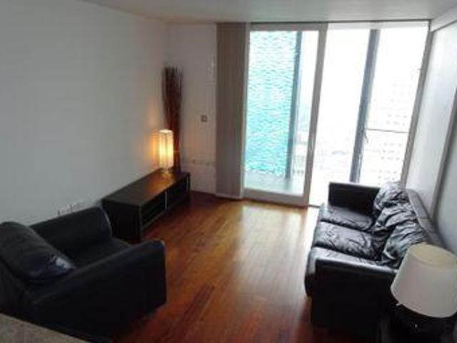 2 Bedrooms Flat for rent in Beetham Tower, 10 Holloway Circus B1
