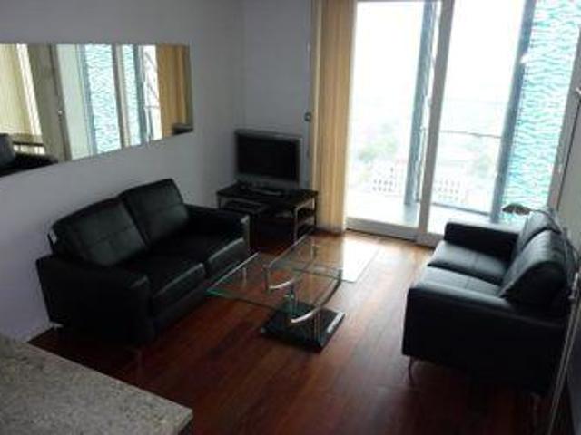 2 Bedrooms Flat for rent in Beetham Tower, 10 Holloway Circus B1