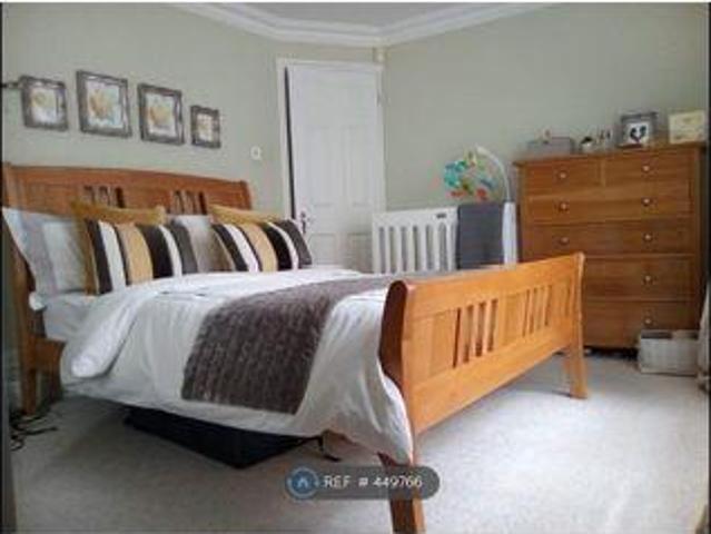 2 Bedrooms Flat for rent in Belgrave Gardens, London NW8