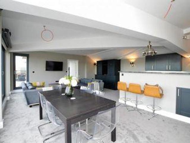 2 Bedrooms Flat for rent in Bell Yard Mews, London Bridge SE1