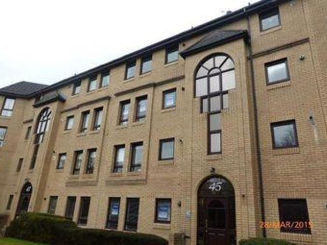 2 Bedrooms Flat for rent in Bellshaugh Gardens, Kelvindale, Glasgow G12