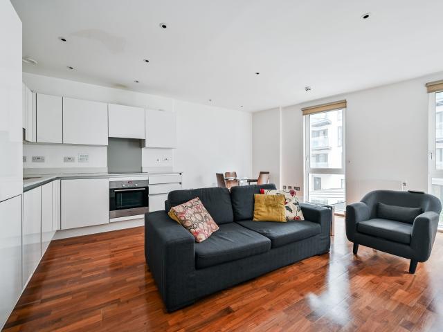 2 Bedrooms Flat for Rent in Bellville House | Foxtons