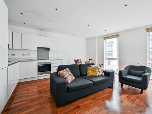 2 Bedrooms Flat for Rent in Bellville House | Foxtons