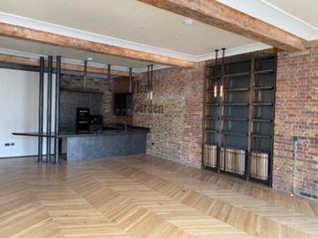 2 Bedrooms Flat for rent in Belmont Street, London NW1
