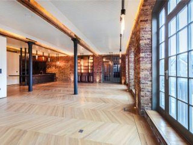 2 Bedrooms Flat for rent in Belmont Street, London NW1