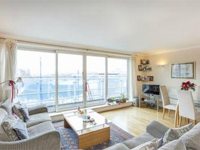 2 Bedrooms Flat for rent in Benbow House, 24 New Globe Walk, London SE1