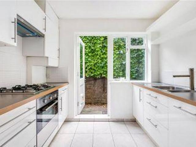 2 Bedrooms Flat for rent in Berens Road, London NW10