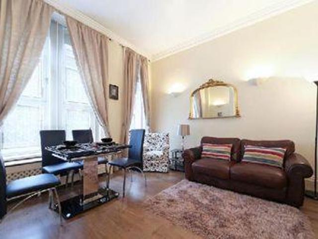 2 Bedrooms Flat for rent in Berkeley Street, Mayfair, London W1J