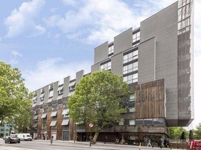 2 Bedrooms Flat for rent in Bermondsey Square, London SE1