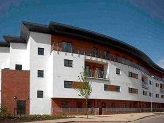 2 Bedrooms Flat for rent in Blue Moon Way, Manchester M14