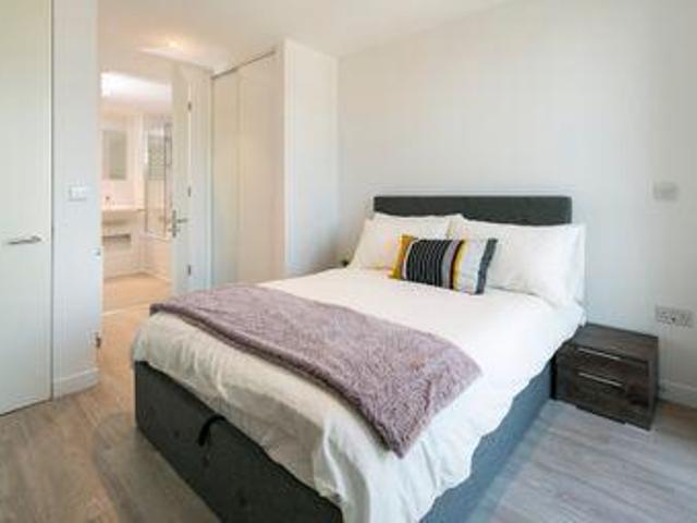 2 Bedrooms Flat for rent in Blyth Road, Hayes UB3