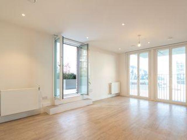 2 Bedrooms Flat for rent in Blyth Road, Hayes UB3