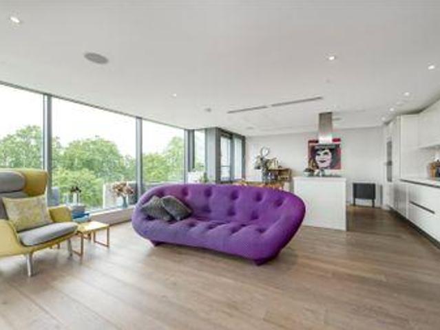 2 Bedrooms Flat for rent in Blackthorn Avenue, London N7