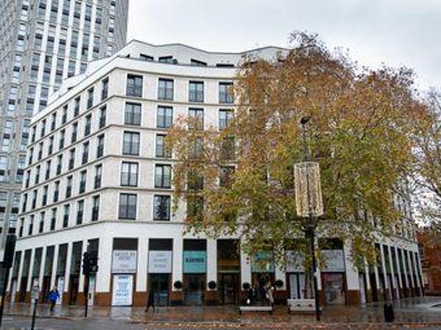 2 Bedrooms Flat for rent in Blackfriars Circus, Southwark SE1