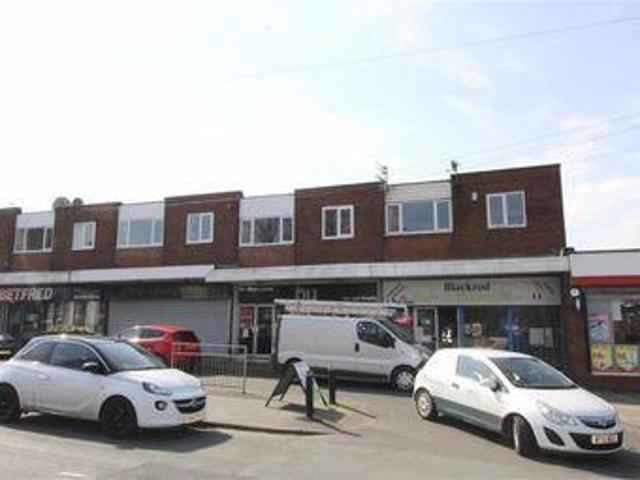 2 Bedrooms Flat for rent in Blackhorse Street, Blackrod, Blackrod BL6