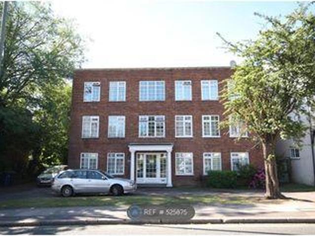 2 Bedrooms Flat for rent in Blenheim Court, London NW4