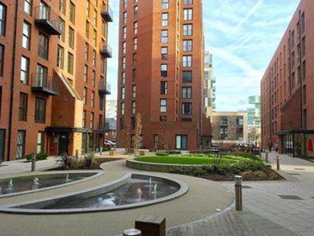 2 Bedrooms Flat for rent in Block D, Alto, Sillavan Way, Manchester M3