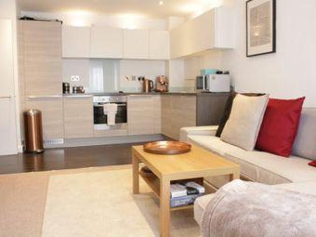 2 Bedrooms Flat for rent in Blossom Street, Manchester M4