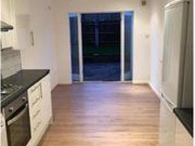 2 Bedrooms Flat for rent in Bruce Road, London E3