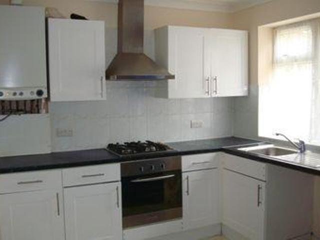 2 Bedrooms Flat for rent in Bruce Road, London NW10