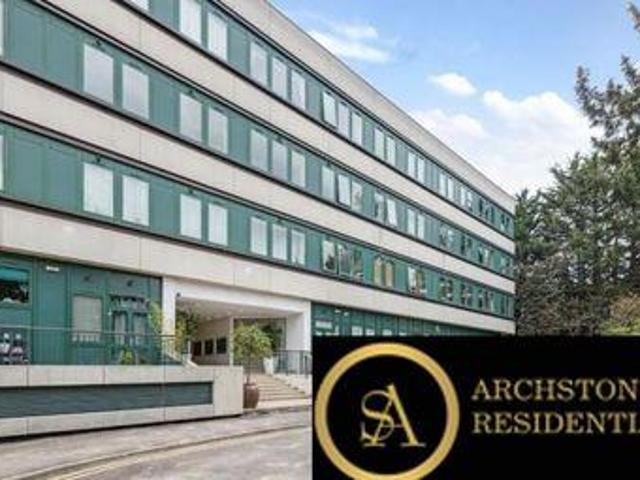2 Bedrooms Flat for rent in Brunswick Road, Hanger Lane, London W5