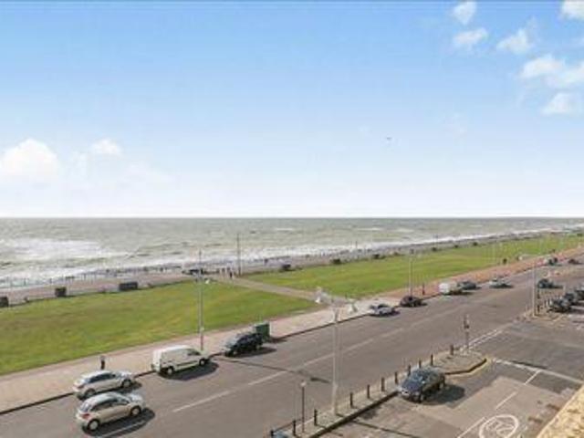 2 Bedrooms Flat for rent in Brunswick Terrace, Hove BN3