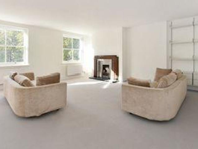 2 Bedrooms Flat for rent in Bryanston Square, Marylebone, London W1H
